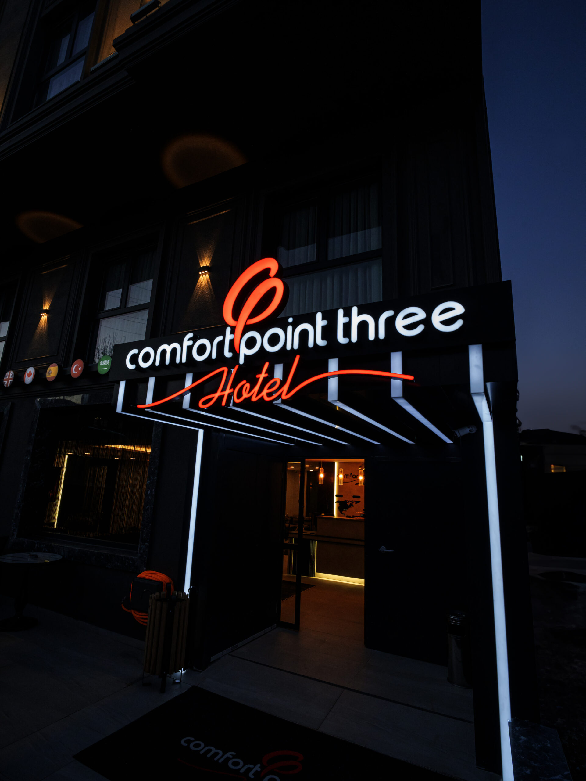 Otel den çok daha fazlası | Comfort Point Three Hotel